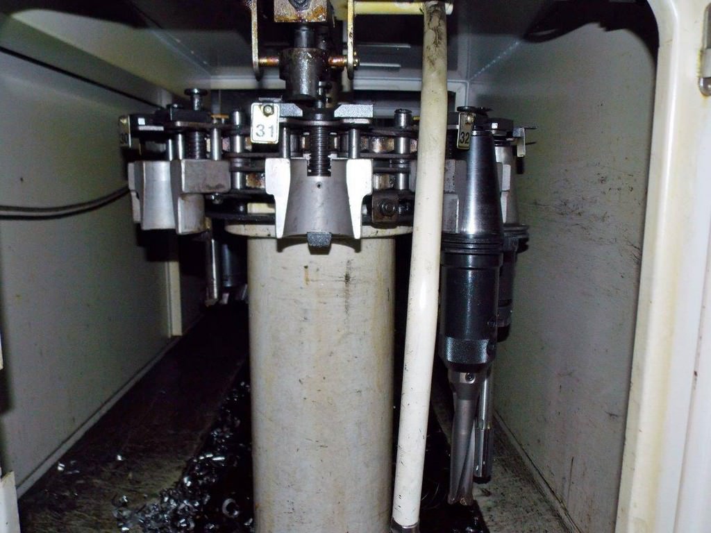 MAZAK Versatech V40 CNC 5-Face Double Column Vertical Machining Center ...