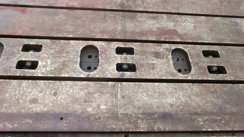 T-Slotted Floor Plate (1) 84" x 192" Cast Iron - Floor Plates & Work ...