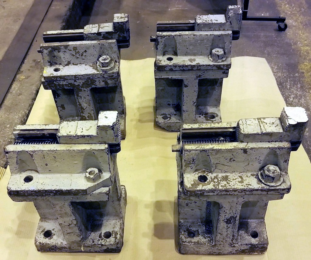 Used Chuck Jaws (4) 254 MM x 222 MM x 165 MM | Prestige Equipment