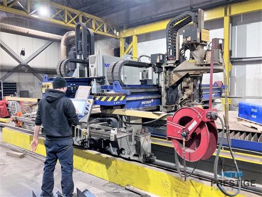 Messer TMC4512 Plate Cutting System, (2) Gantry's On Shared Slagger ...